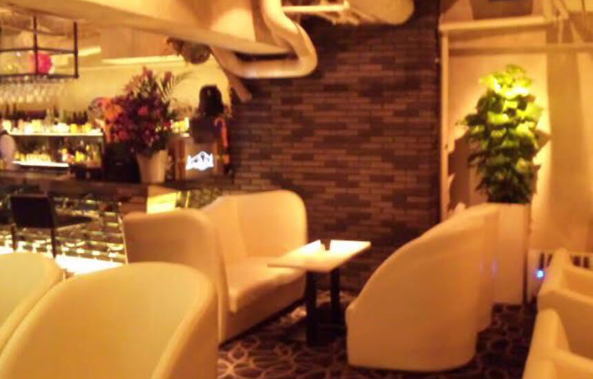 【西麻布】F LOUNGE(エフラウンジ) | 高級会員制ラウンジ求人サイトLoungeOne（ラウンジワン）